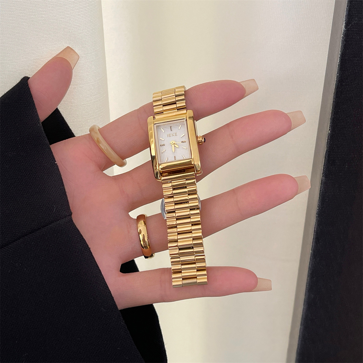 IEKE Goldis Watch – Beapartofyourtime